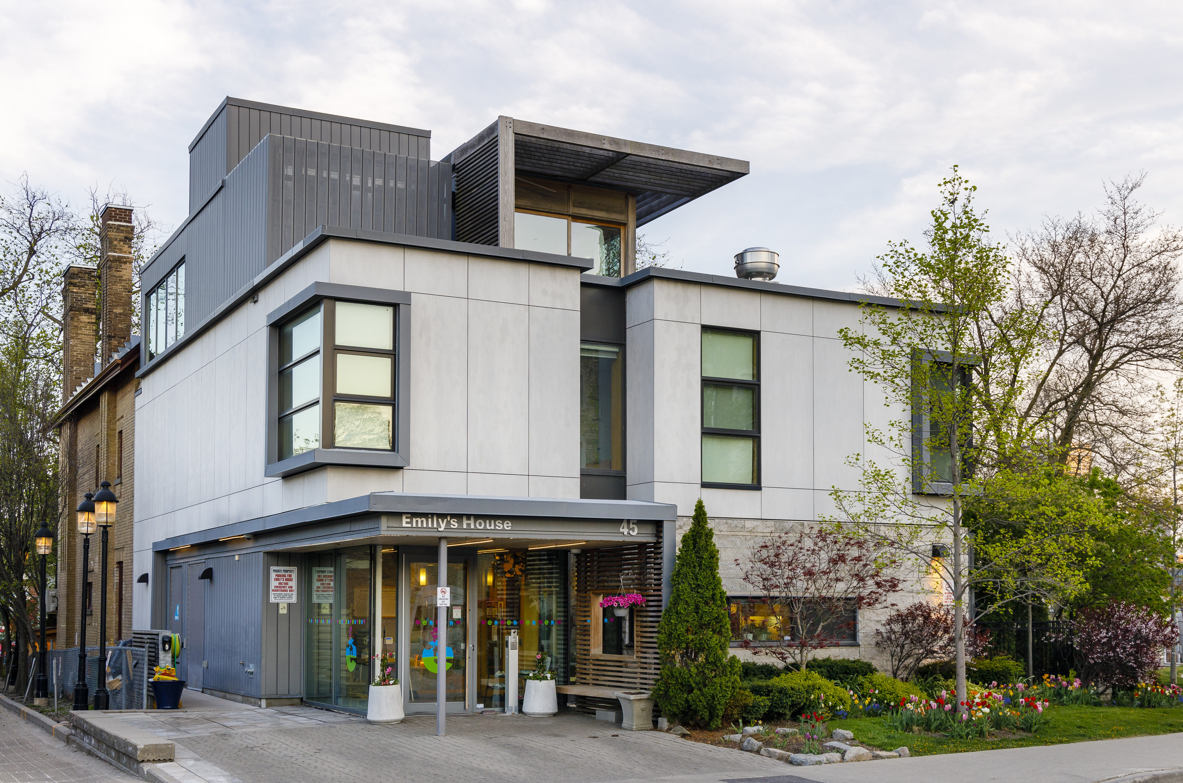 Emily’s House Children’s Hospice - Philip Aziz Centre & Emily House